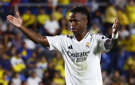 Mbappé Frustrado Con Vinicius Feo Gesto Del Brasileño Y Caras Largas