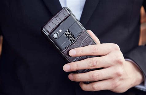 Vertu Aster P Handcrafted Luxury Phone With A5 Encryption And Sapphire Screen