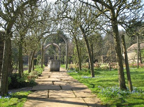 Upton Wold Moreton In Marsh Ngs Gardens