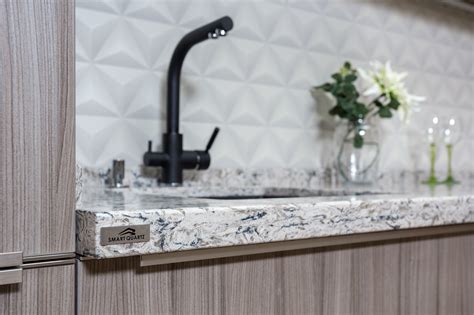 Столешницы из натурального и искусственного камня купить в СПБ