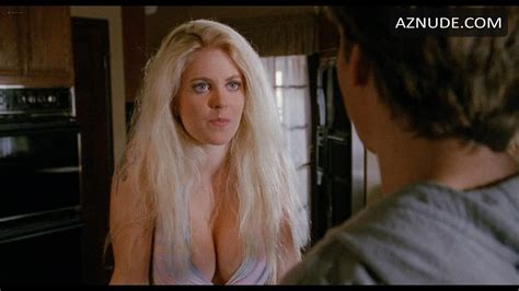Auntie Lees Meat Pies Nude Scenes Aznude