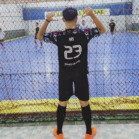 ~ari~ Ari Keyy On Threads