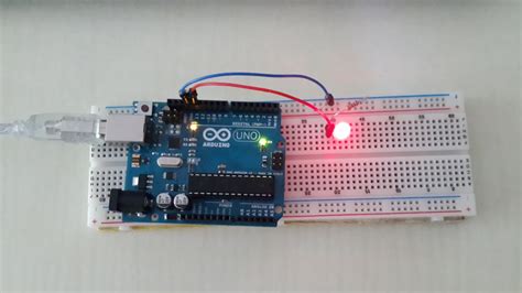 elektblogger arduino uno blink uygulaması