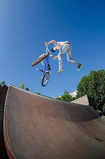 Fondo Ciclismo Bmx 3d Símbolo Disciplina Olímpica Disciplina Los Juegos Olímpicos Foto E Imagen