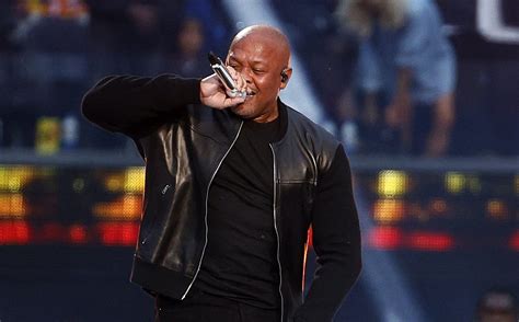 Il Dottor Dre Si Sta Allenando