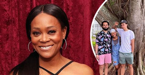 Mike Tysons Ex Robin Givens Is A Doting Mom Of 2 Grown Up Sons Meet