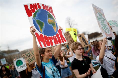 Pictures From Youth Climate Strikes Around The World The New York Times