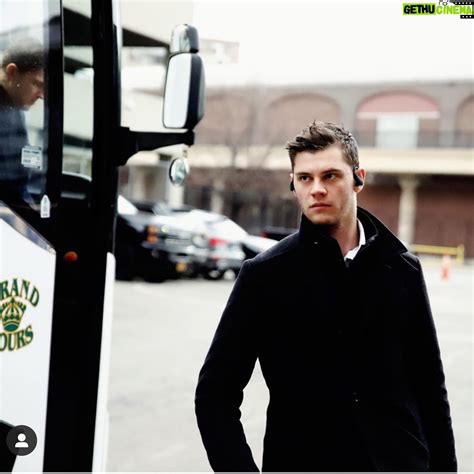 Andre Burakovsky Wiki Biography Age Gallery Spouse And More