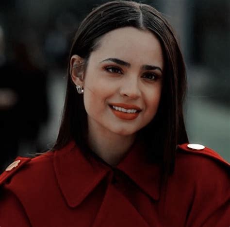 Pin Di Madilyn Su Sofia Carson Principesse Disney Celebrità Principesse