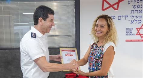 מירי בוהדנה הצילה את חייו של צעיר שסבל מאלרגיה חריפה Tmi