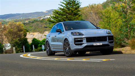 Porsche Cayenne Vs Porsche Macan Comparison Carexpert