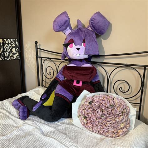 Bonfie Huge Premium Plush Toy 575 Feet 175 Cm Fazclaires Nightclub