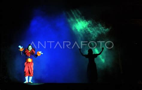 Sirkus Rusia Antara Foto