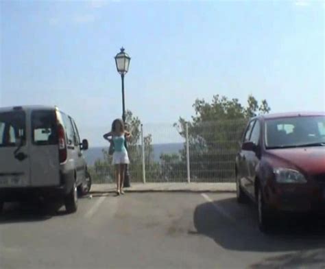 Rak Amputee Woman Walking на русском