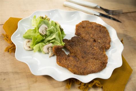 Milanesa De Pollo A Los 3 Chiles Con Sal Y Azucar