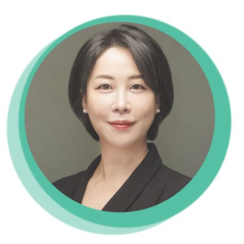Mina Kim Psi Cro