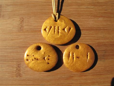 Cuneiform Pendents Maker Marketplace