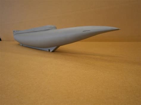 172nd British U Class Ww2 Submarine Hull Fleetscale Model Warship