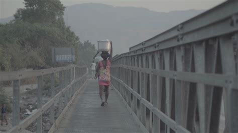Crystal Moselle Fazeelat Aslam Document Women In The Global Water