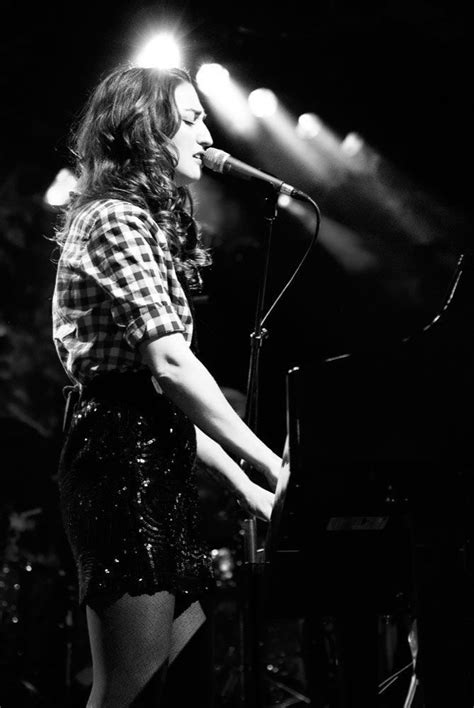 Pin By Alexandra Hanes On Put Together Sara Bareilles Singer My