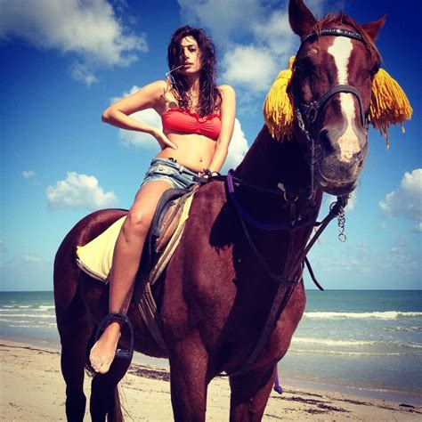 Naked Yasmine Hamdan Added 07192016 By Leanimal