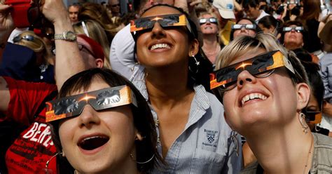 Eclipse Solar 2024 Dónde Conseguir Lentes Certificados Por Menos De