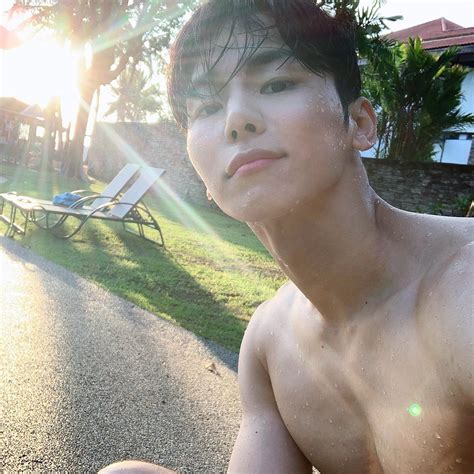 강인수 2020😷 2021😀 Instagram