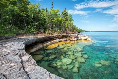 Michigan Nut Photography Lake Superior Pristine Waters In A Rocky