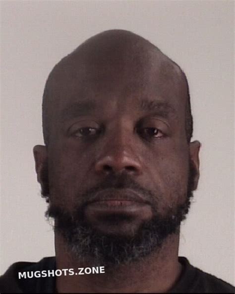 Royals Robert Charles 03 17 2023 Tarrant County Mugshots Zone