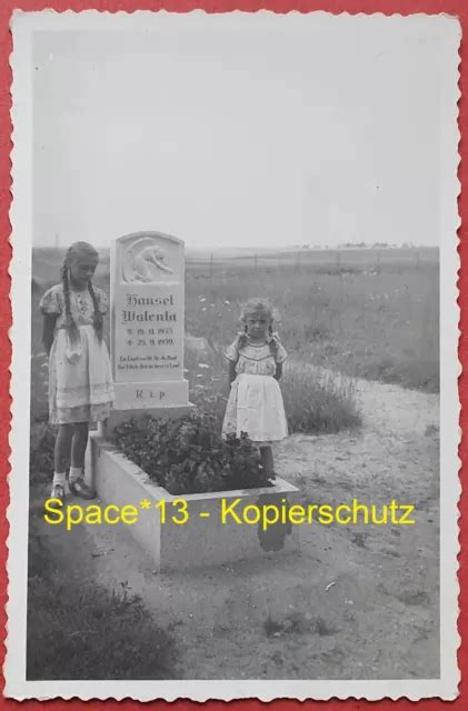 Foto Bdm M Dchen Mit Z Pfe Portrait Vor Grab Deutsche Jugend M Del Girl Wk Eur