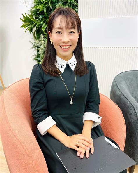 實石あづささんのインスタグラム写真 實石あづさinstagram「 今日はオンラインセミナーの 対談収録に司会として 参加させて