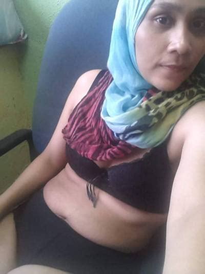 Isteri Orang Masih Ingatkah Dia Tumbex