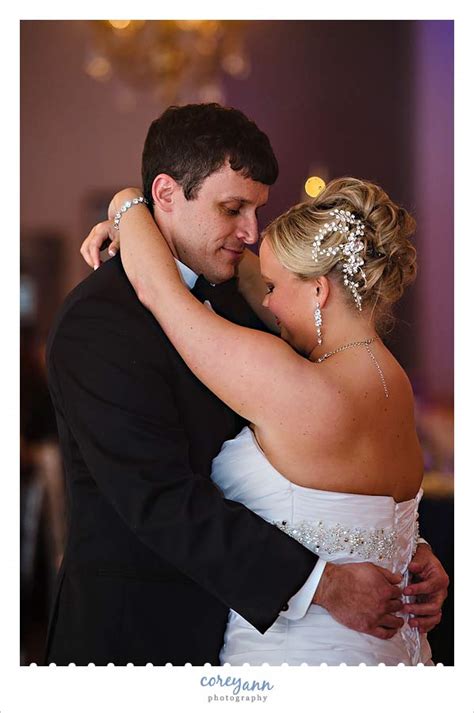 Stambaugh Auditorium Wedding With Amy And Randy Corey Ann Photography