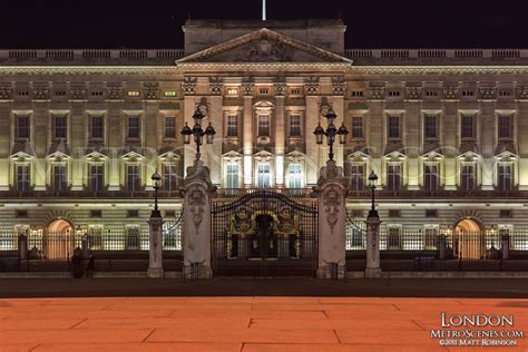 Buckingham Palace At Night London April 2011
