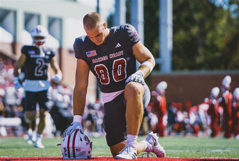 Logan Lyson Loganlyson • Instagram Photos And Videos