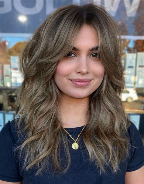 50 Amazing Haircuts For Round Faces Artofit