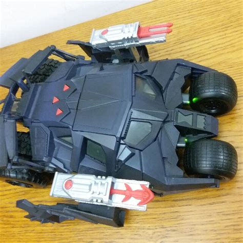 Matel Dark Knight Batmobile With Dark Knight Batman 興趣及遊戲 玩具 And 遊戲類