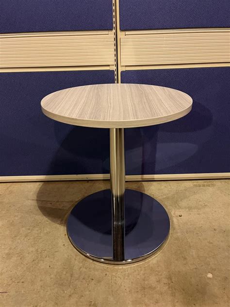 Showroom Model Global Swap Table Newmarket Office Furniture