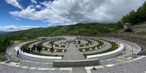 Kryetari Aliu Kujton Betejën E Koshares Dhe Ditën E Kushtetutës Radio Kosova E Lirë