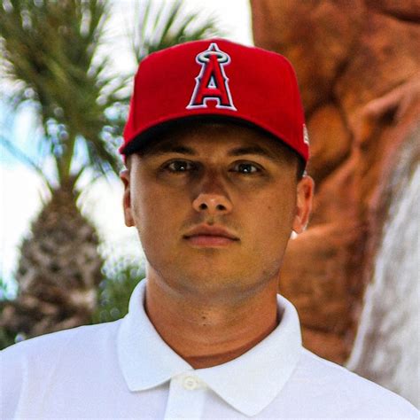 Amlnzue44icxrw N1ka85v3hd9e9admrrl0axy4odfswgs900 C K C0x00ffffff No Rj