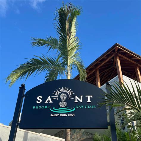 Saint St John Usvi Facebook