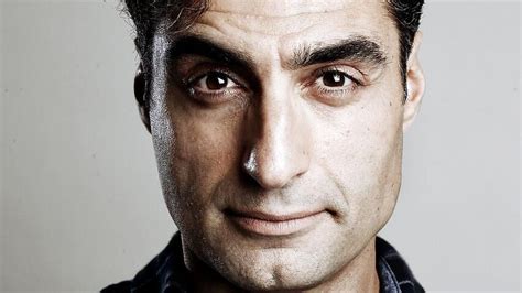 Skuespiller Farshad Kholghi Køber Nyt Hus Bt Kendte Btdk