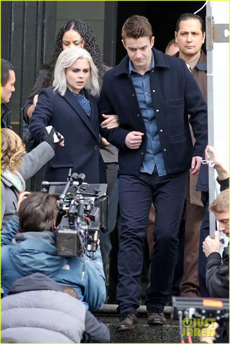 Rose Mciver And Robert Buckley Head To Court In New Izombie Set Pics