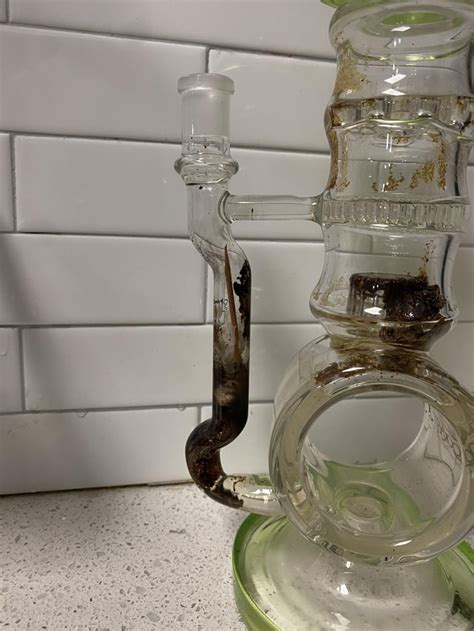 How Can I Clean This Bong Rbongs