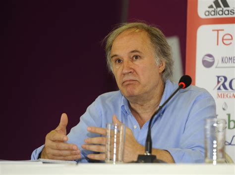 Srpski Sport Tuguje Preminuo Dragan Kapičić