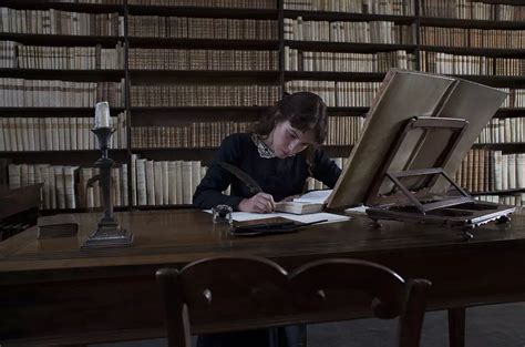 青春韶华图册360百科