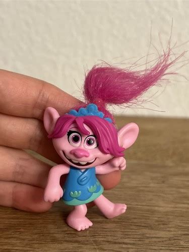 Trolls Poppy Pink Troll 2” Action Figure Plastic Toy Ebay