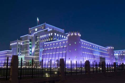 قطر تلاحق مسؤولين في وزارة الداخلية بتهم الاختلاس اندبندنت عربية
