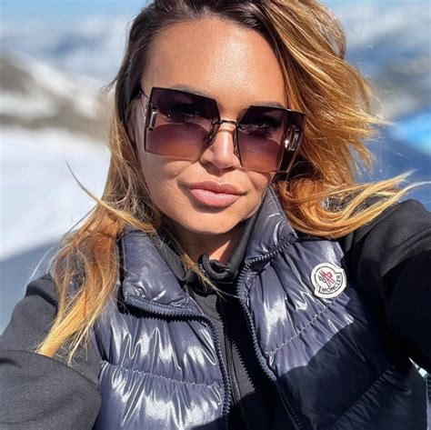 Show In Webcam Di Aileenstone Cam Paris