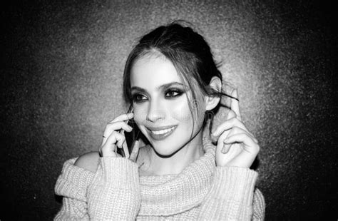 Woman With Fashion Makeup Makeup Cosmetics Skincare Beauty Salon